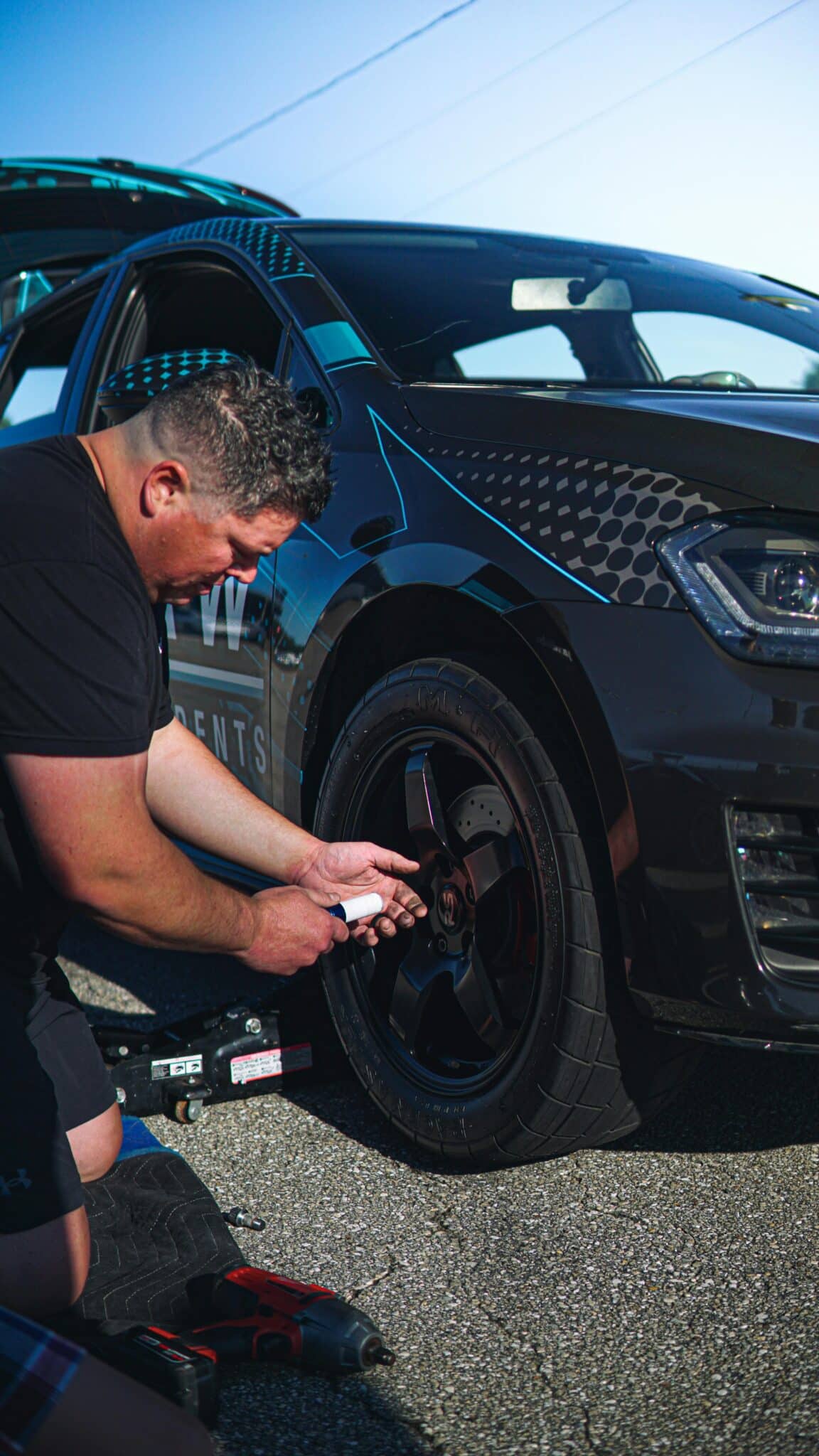 How to Change a Flat Tire: A Step-by-Step Guide by a Phoenix Mechanic
